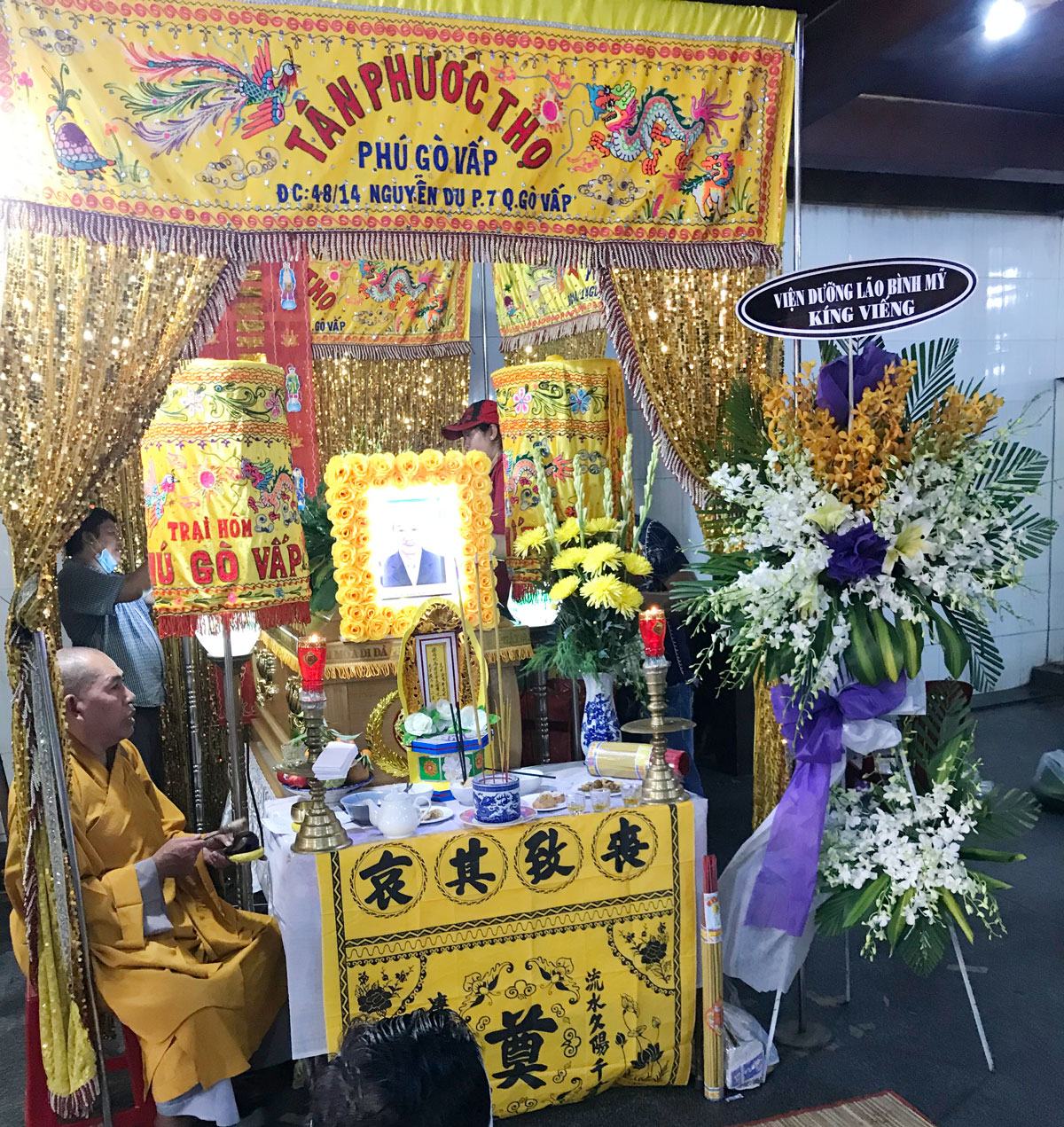 Thầy làm lễ tang lễ - Công Ty Mai Táng Phú Gò Vấp